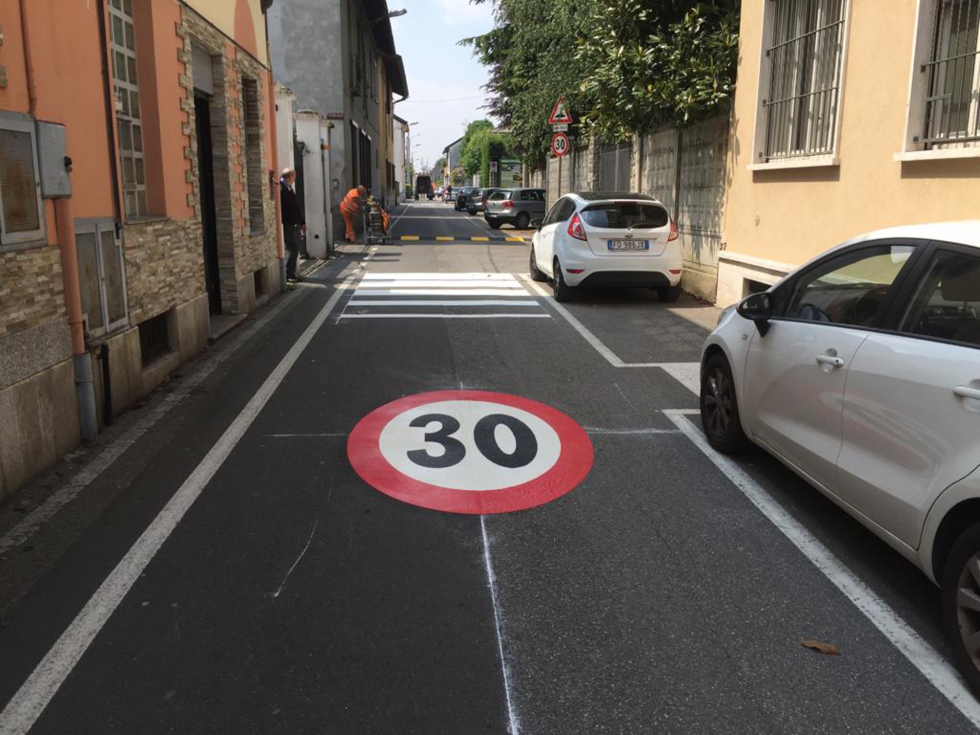 Eurostrade Segnaletica | Segnaletica orizzontale Eurostrade Segnaletica | Segnaletica orizzontale